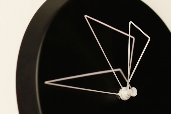 Studio Ve: Perspective Clocks – Daily Impulse